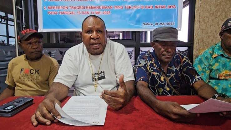 Papua’s Moni Tribe Unites Through LEMASUMOPA to Champion Indigenous ...